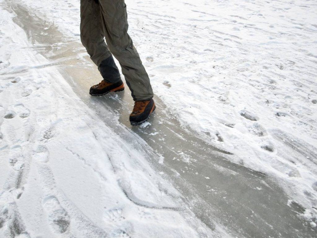 NYC Residents Face Increased Winter Injury Hazards from Falling Ice ...